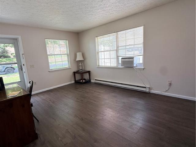 483 E 4th Street