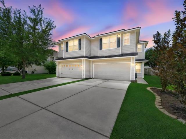 483 Folk Crest Ln, Dickinson, TX 77539