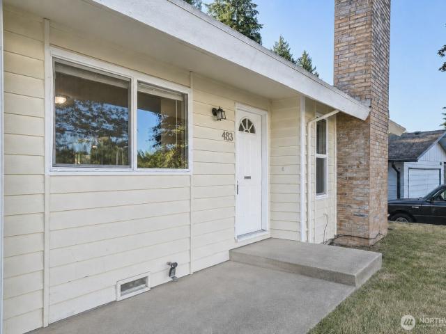 483 NE Conifer Drive