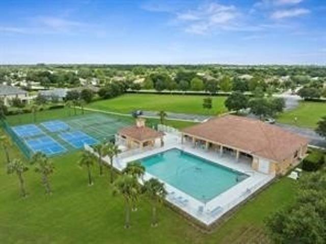 483 S Key Lime Sq SW, Vero Beach, FL 32968