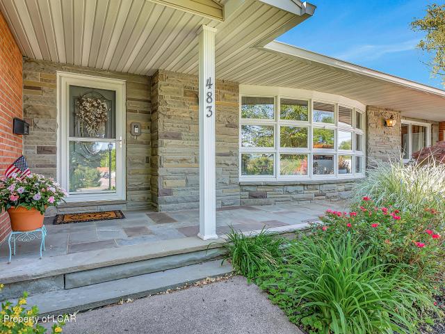 483 Shoemaker Avenue