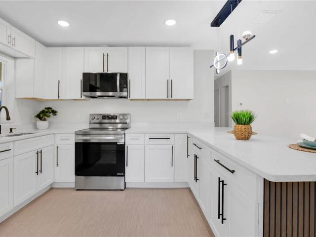 483 Pennsylvania Ave, Winter Garden, FL 34787 | MLS #O6398