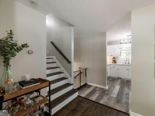 483 Whispering Oaks Drive