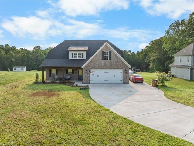 4844 Old Thomasville Rd, Winston Salem, NC 27107