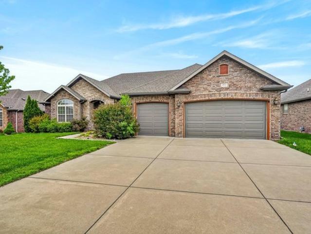 4844 S Farm Road 131, Springfield, MO 65810