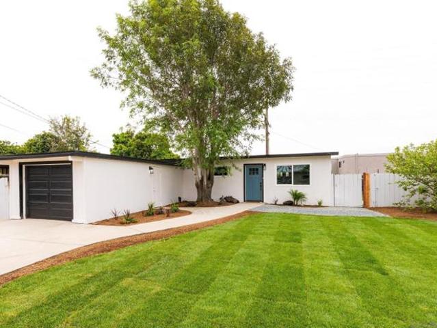 4845 Barstow St, San Diego, CA 92117