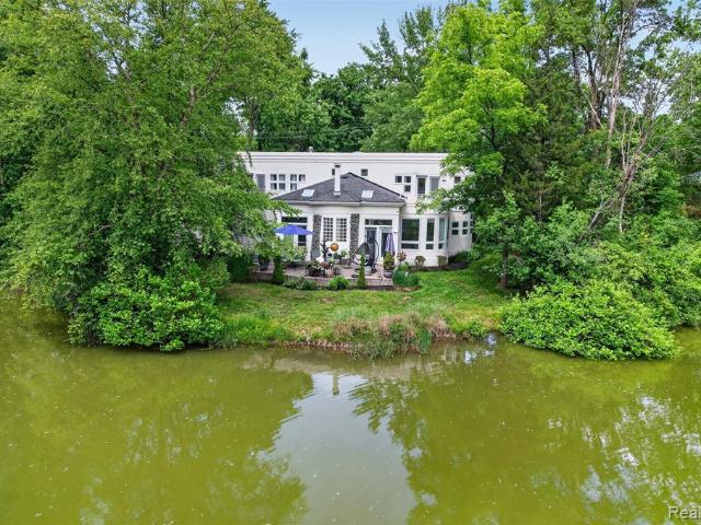 4845 Bryn Mawr Drive