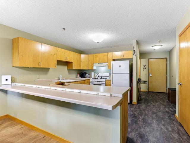 4845 W 123rd Street # 201
