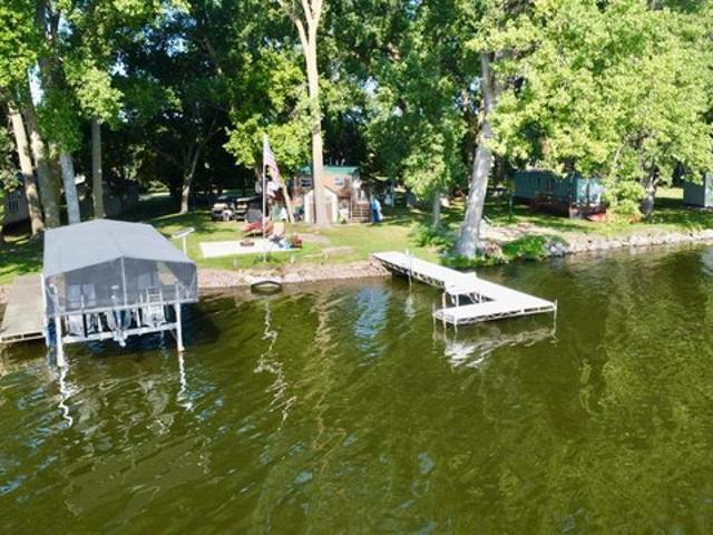48470 Baileys Bay Rd, Big Stone City, SD 57216