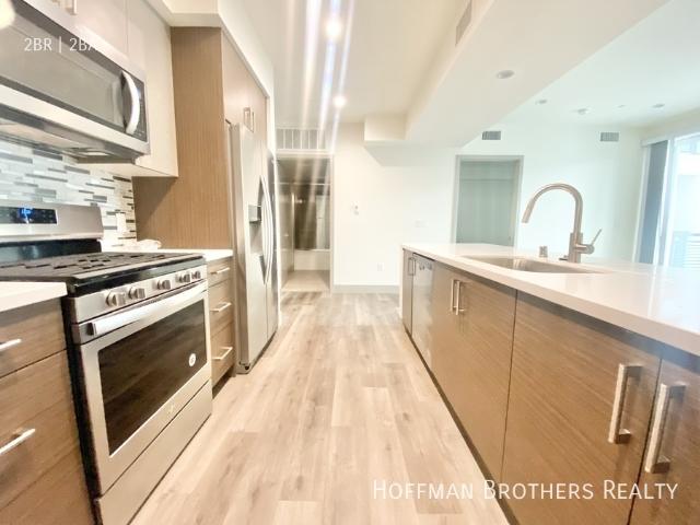 4847 Oakwood Ave Los Angeles, CA 90004