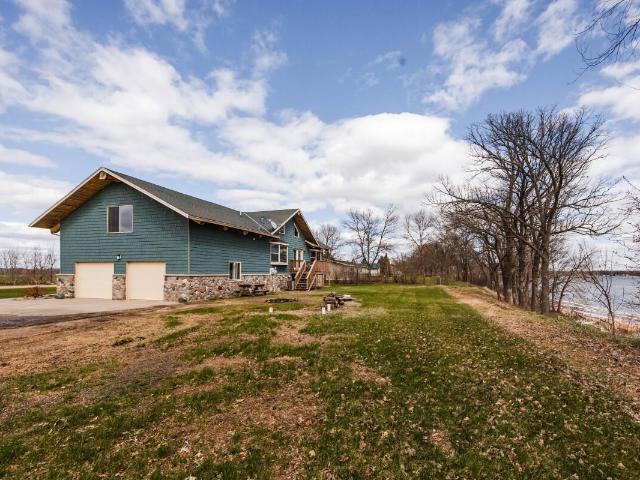 48484 Flicker Lane