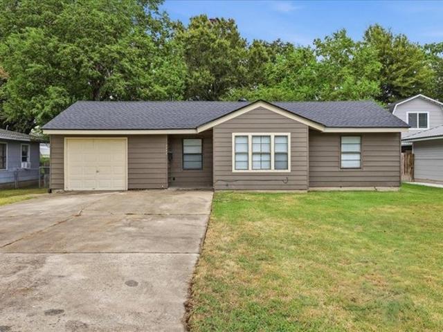 4848 Lawndale Ave, Groves, TX 77619