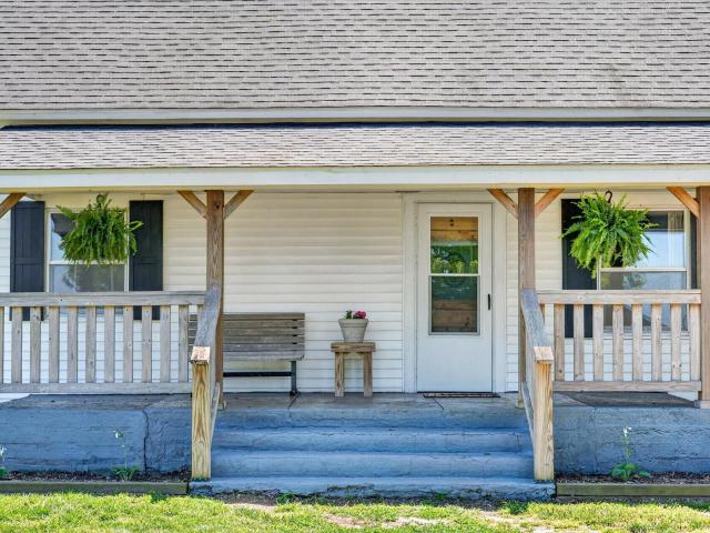 4848 S 50th Road