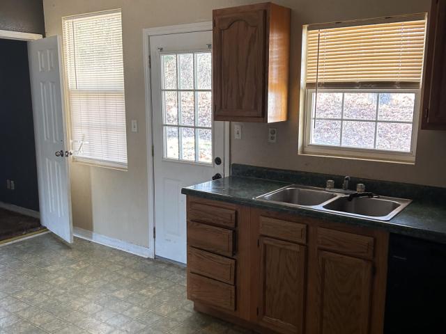 4848 4 Private Road 6640