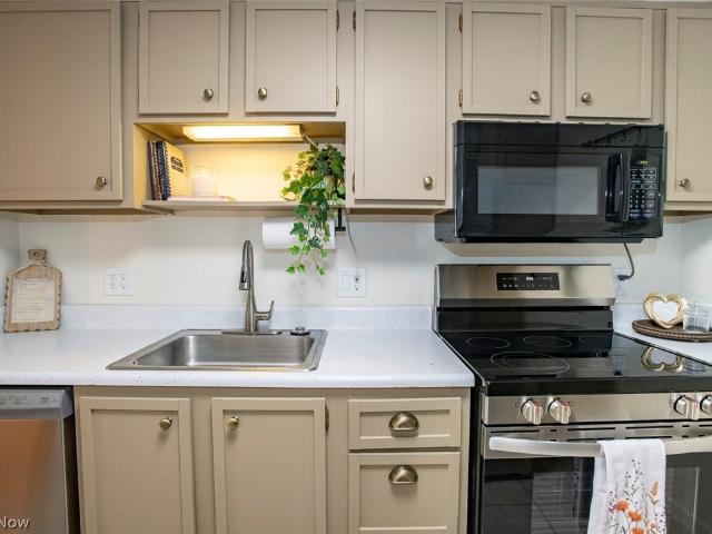 4849 Grace Road 203