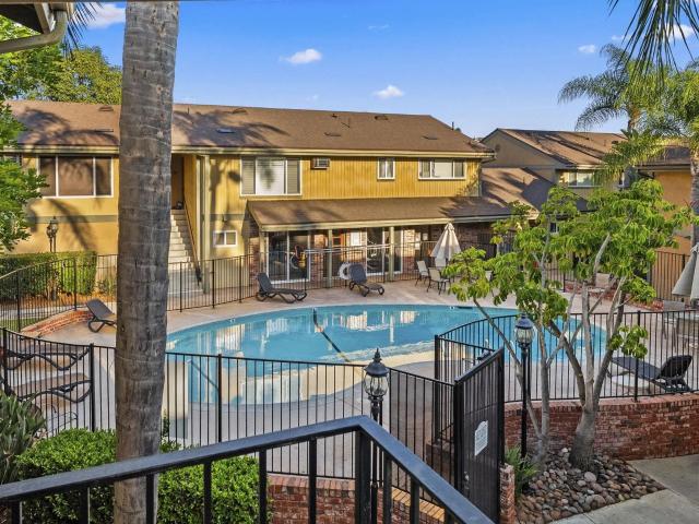 4849 Williamsburg Ln # 262