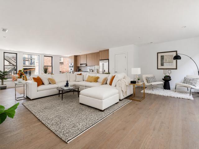 4840 S Dorchester Ave, Unit 4, Chicago, IL 60615 | MLS #12618 | Compass