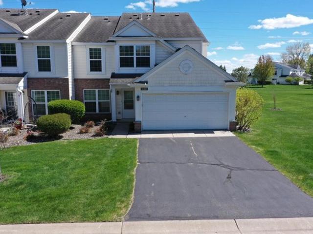 4840 th St N Unit 2, Hugo, MN 55038