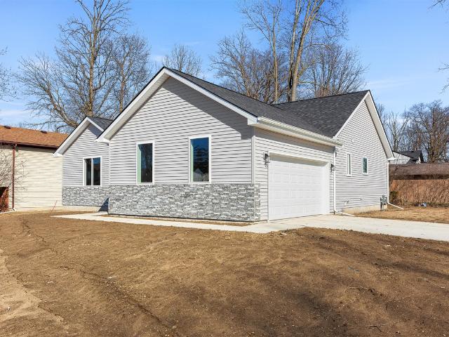 48416 Kelly Lea Lane