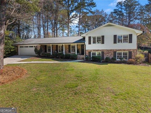 4841 Leeds Ct, Dunwoody, GA 30338