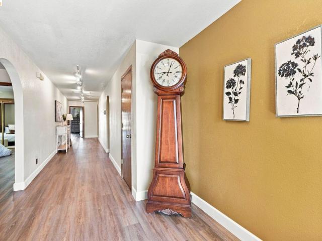 4841 Spinnaker Way