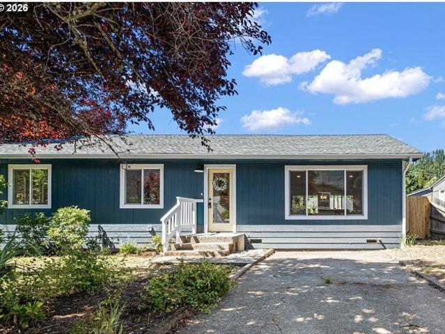48433 Jasper Dr, Oakridge, OR 97463