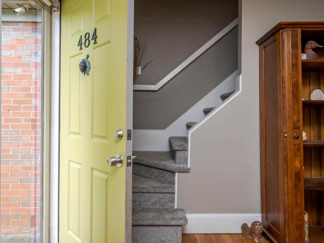 484 Bob O Link Drive