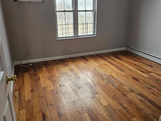 484 Beach 44th Street