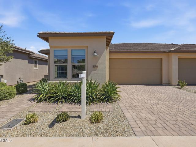484 e citrus hollow way