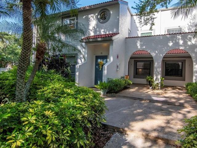 484 Santa Cruz Pl NE Apt H, Saint Petersburg, FL 33703
