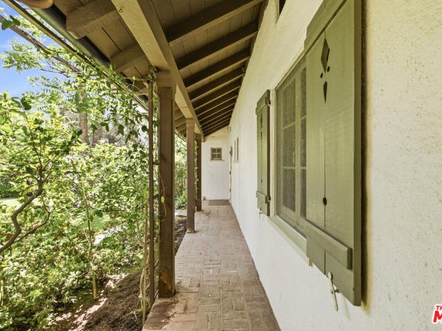 484 Prospect Terrace