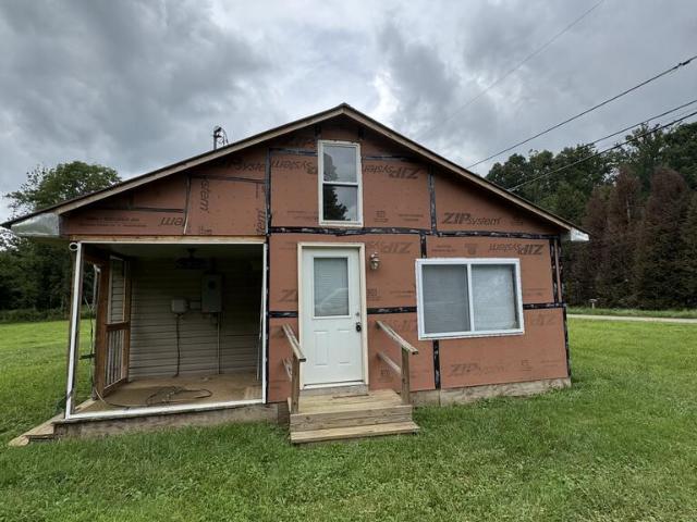 484 Riverside Rd