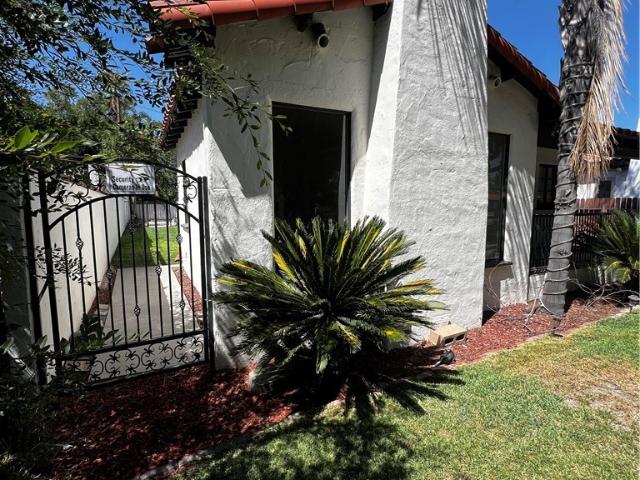 484 W 25th
