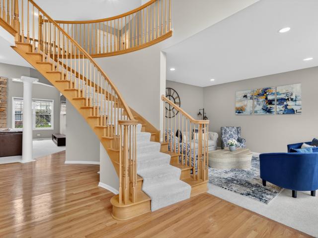 484 W Haleys Hill Court