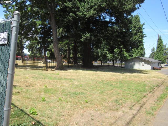 4855 NE 99th AVE