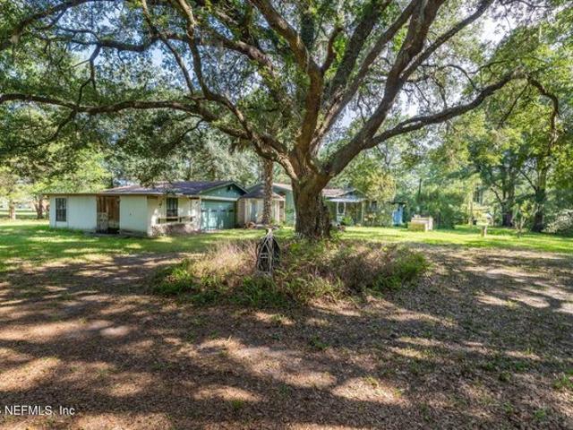 48565 Crawford Ln, Hilliard, FL 32046