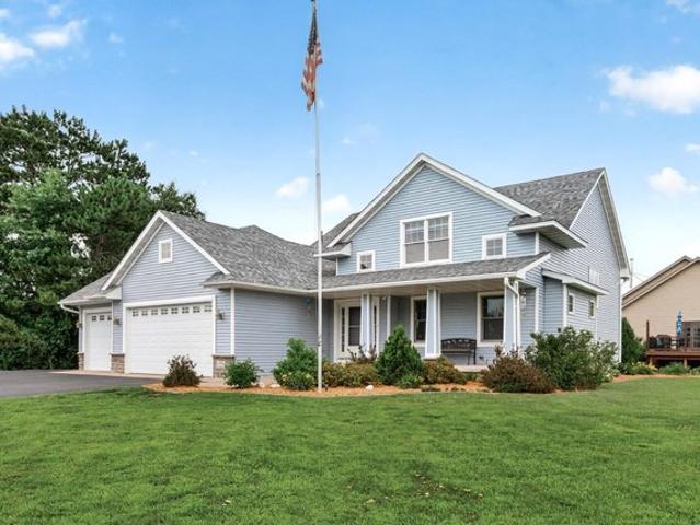 4858 nd Dr, North Branch, MN 55056
