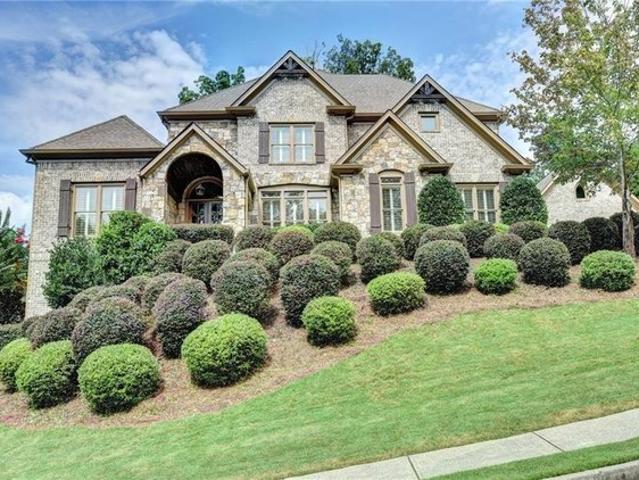 4858 Basingstoke Dr, Suwanee, GA 30024