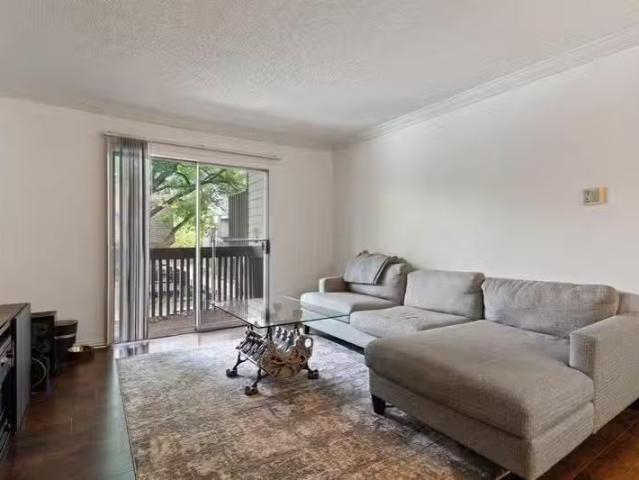 4859 Cedar Springs Rd #233, Dallas, TX 75219