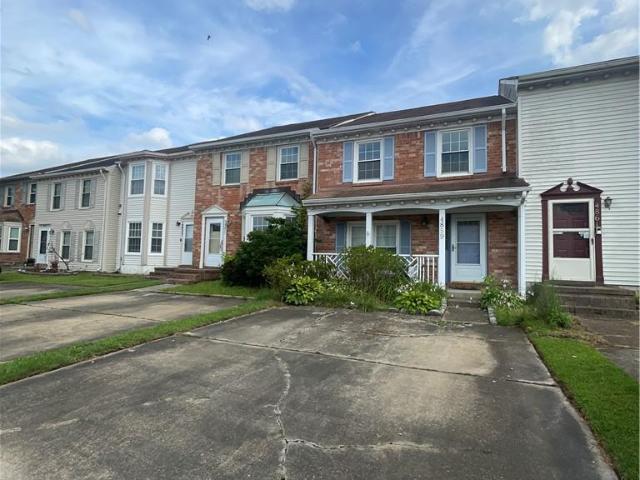 4859 Woods Edge RD