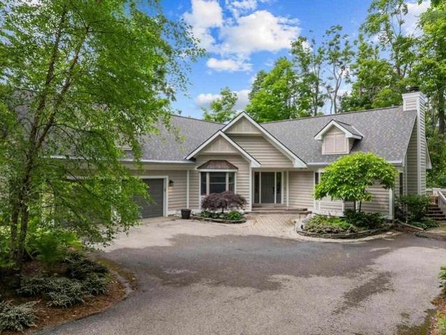 4850 Turfway Trl, Harbor Springs, MI 49740