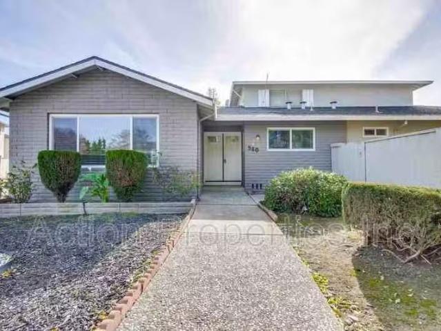 48516436 560 Firloch Ave #1