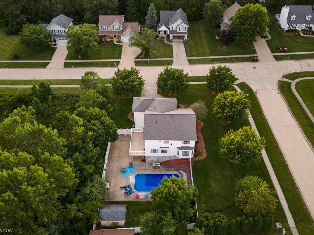 4851 Gateway Drive