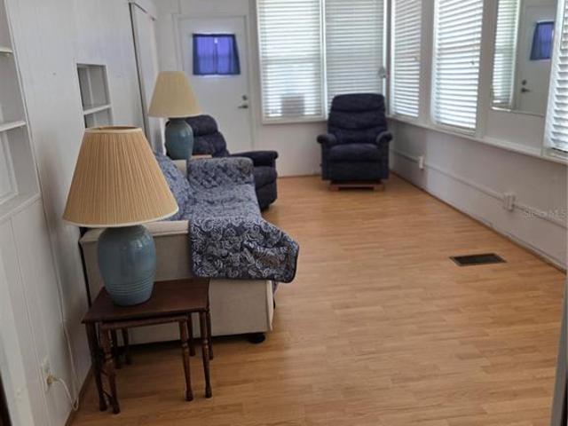 4851 W Gandy Blvd, Unit B4 L32, Tampa, FL 33611 | MLS #T3495
