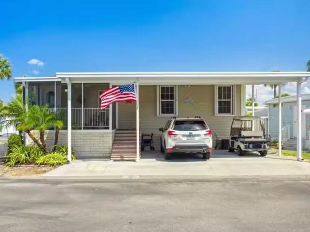 4851 W Gandy Blvd #B09L23, Tampa, FL 33611 MLS TB8371428