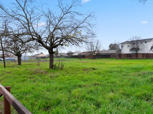4851 Warren Ave, Sacramento, CA 95838 | MLS #226009