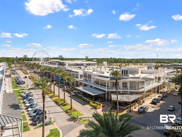 4851 Wharf APT 620