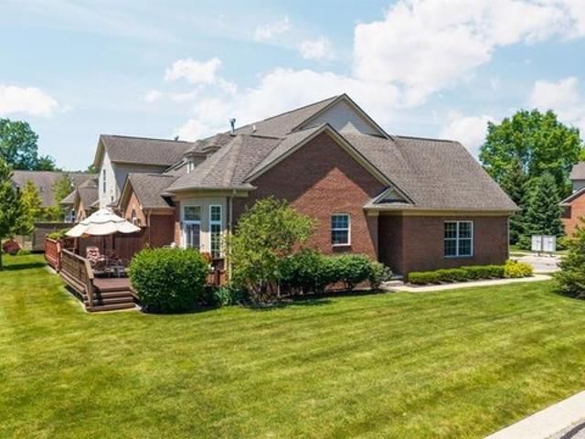 48523 Oak Bridge Dr, Canton, MI 48188