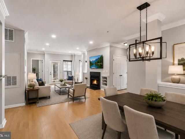 4852 Eisenhower Avenue # 434