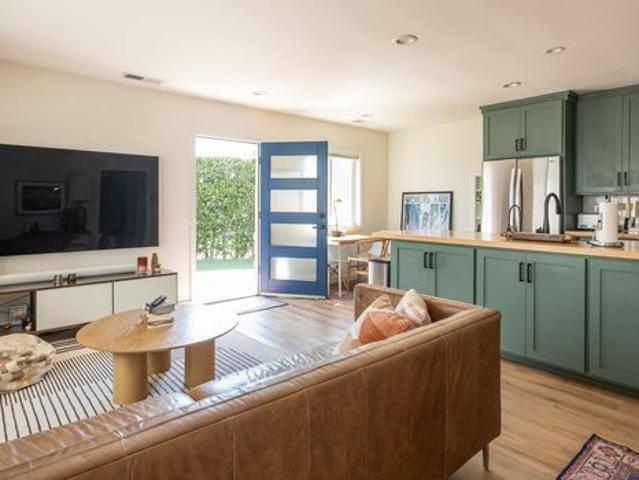 4852 S Centinela Ave, Los Angeles, CA 90066
